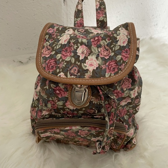 Bags | Vintage Flower Backpack | Poshmark